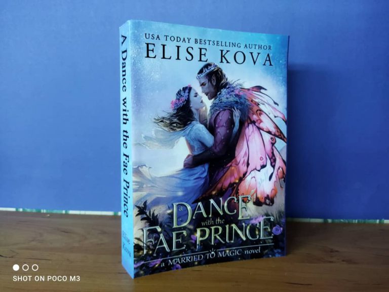 A Dance with the Fae Prince - فروشگاه کتاب مینویی